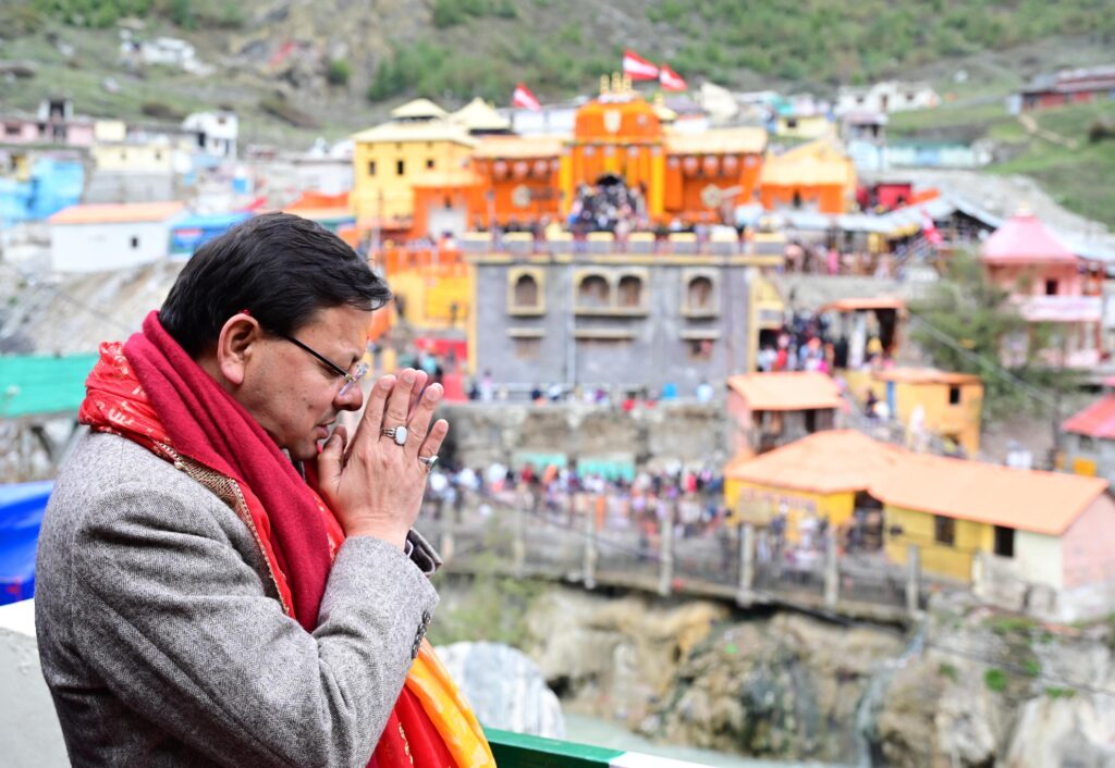 खुले बदरीनाथ धाम के कपाट, पीएम के नाम हुई पहली पूजा – Ganga Lehar